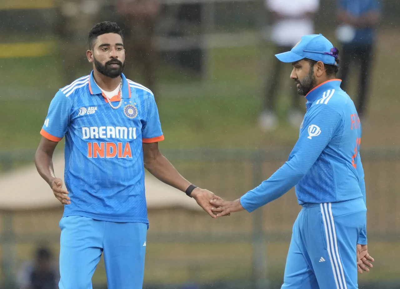 २३ रन बनाएर गुल्शन झा आउट – Dcnepal